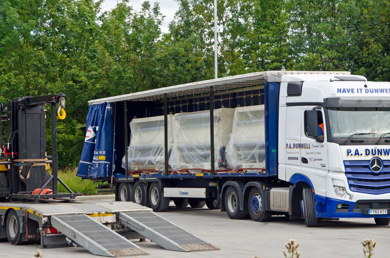 The BHS corrugator arrives at Preston - board24