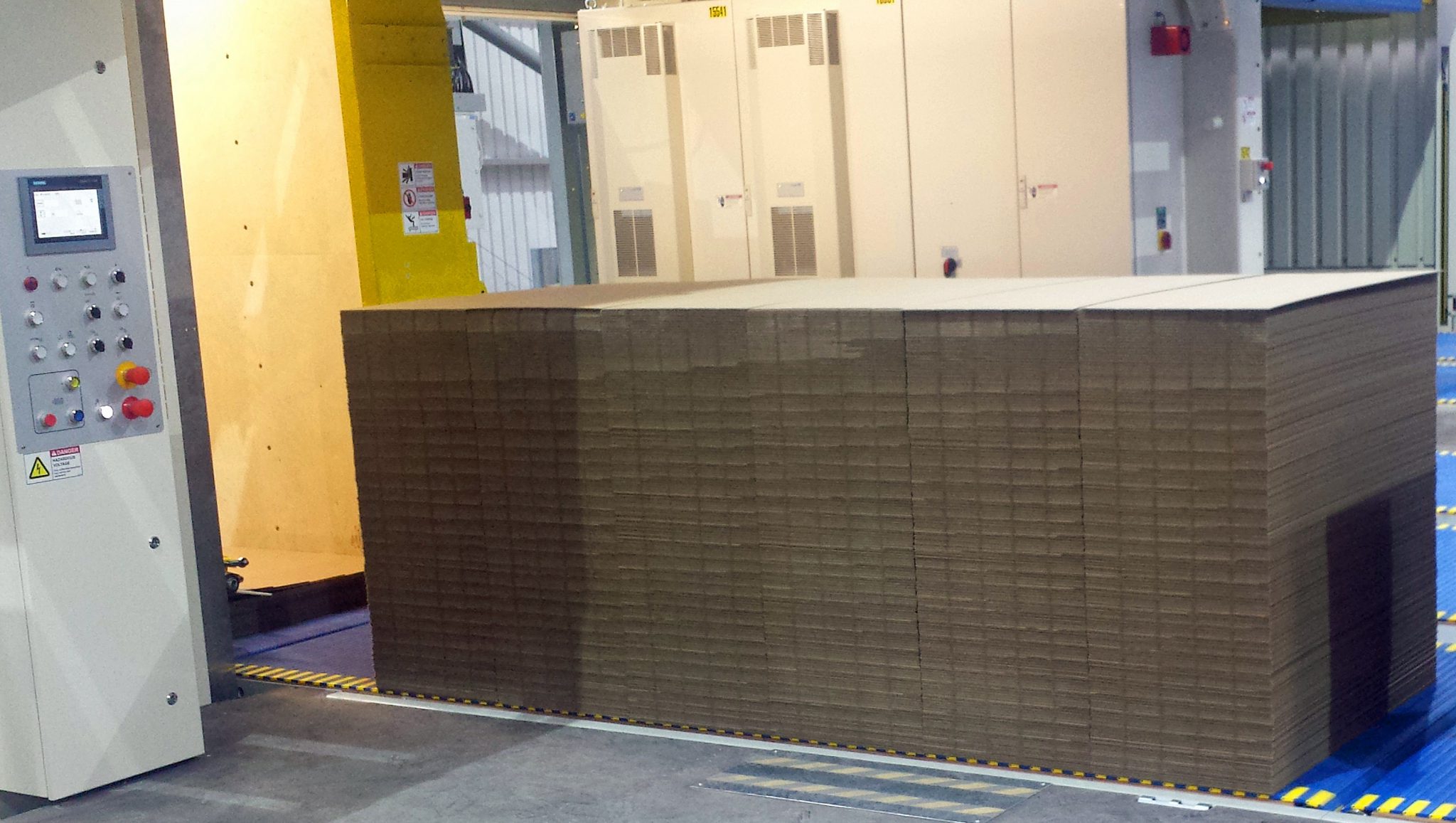 First stack of sheet from new BHS corrugator - board24
