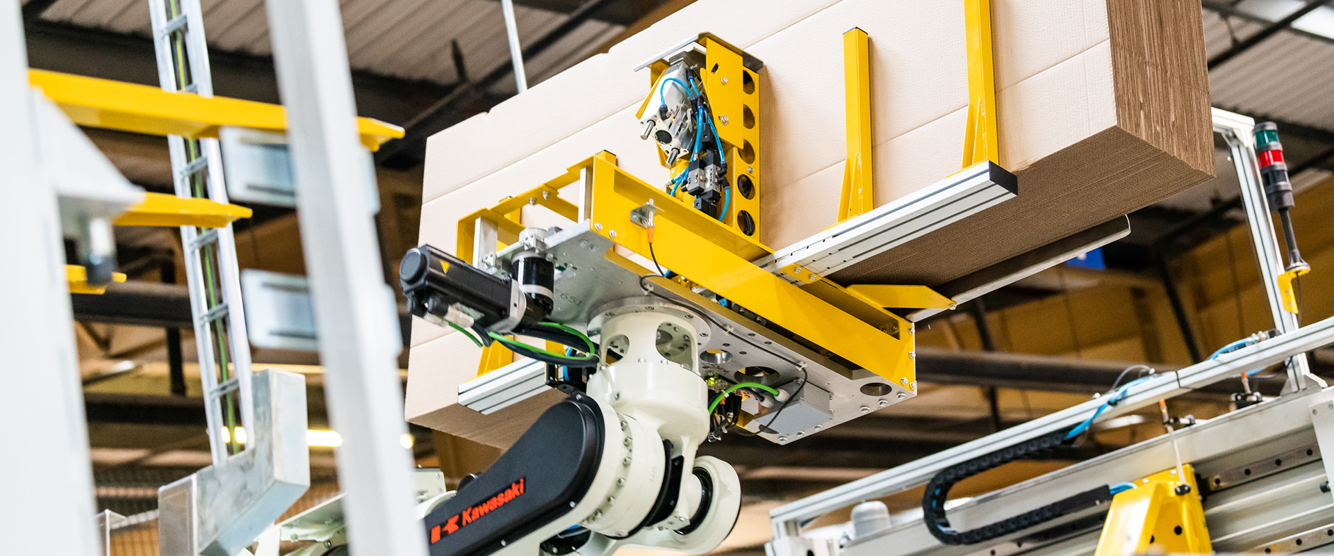 Sheet plant customers benefit from Cases24 - board24
